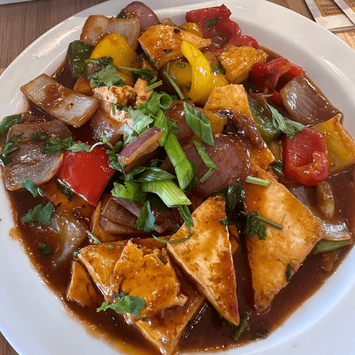 Honest Restaurant Cleveland | Best vegetarian food in Parma Heights