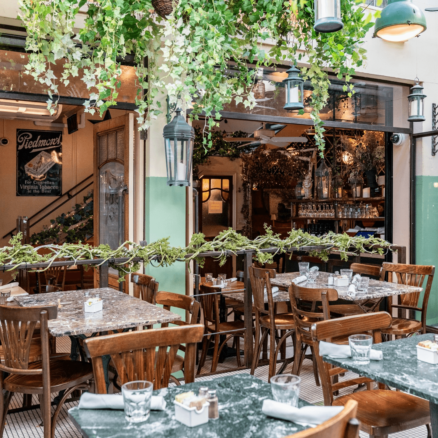 Best French restaurant in Williamsburg, Brooklyn, NY | Juliette ...