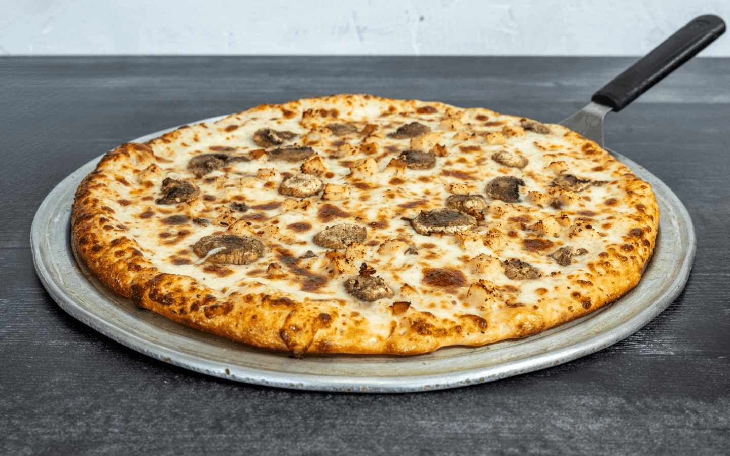 Best Pizza in Ballenger Creek, Frederick, MD | VIPIZZA | Pizza near me