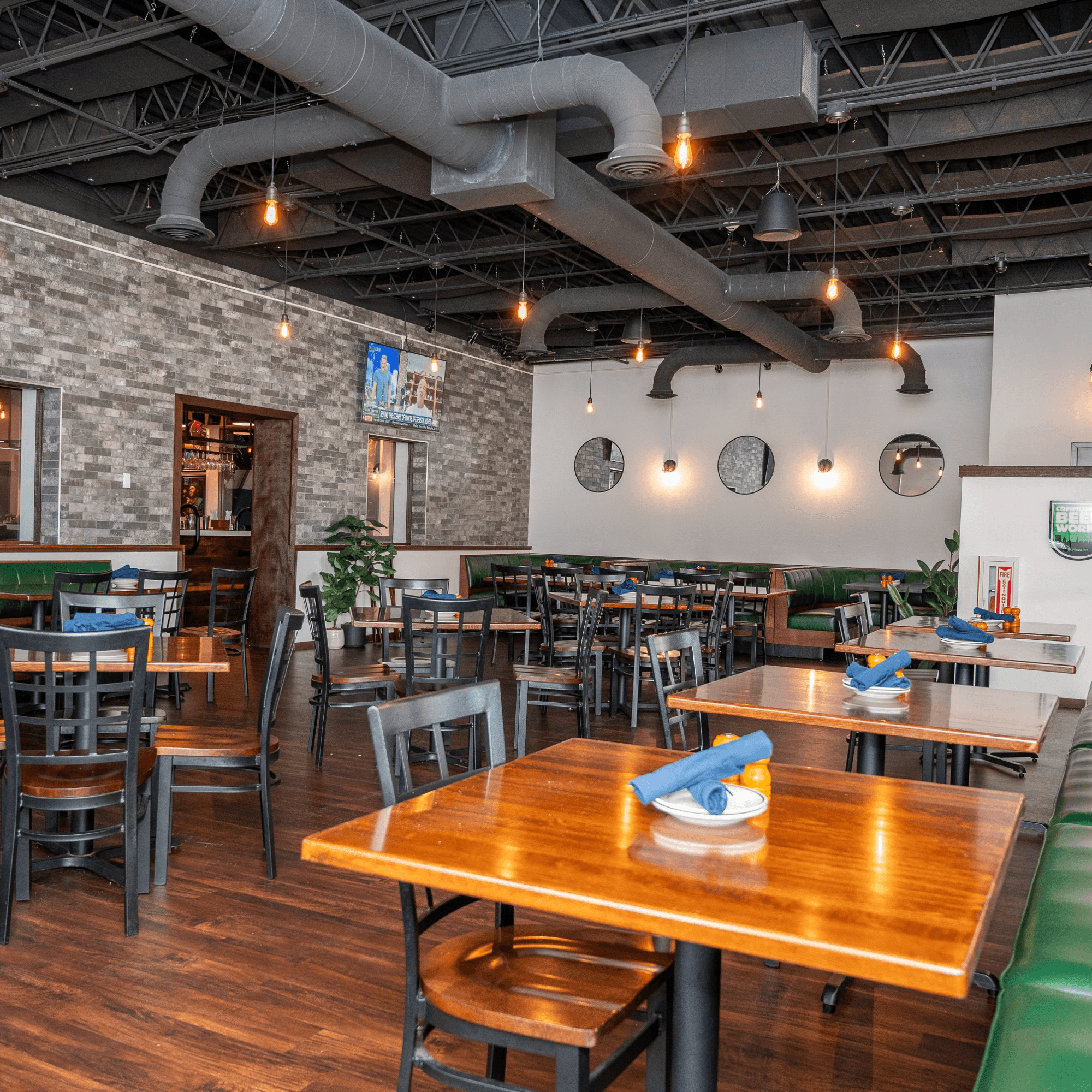 Two Nines Kitchen and Bar | Best bar and grill in Williamsville, NY