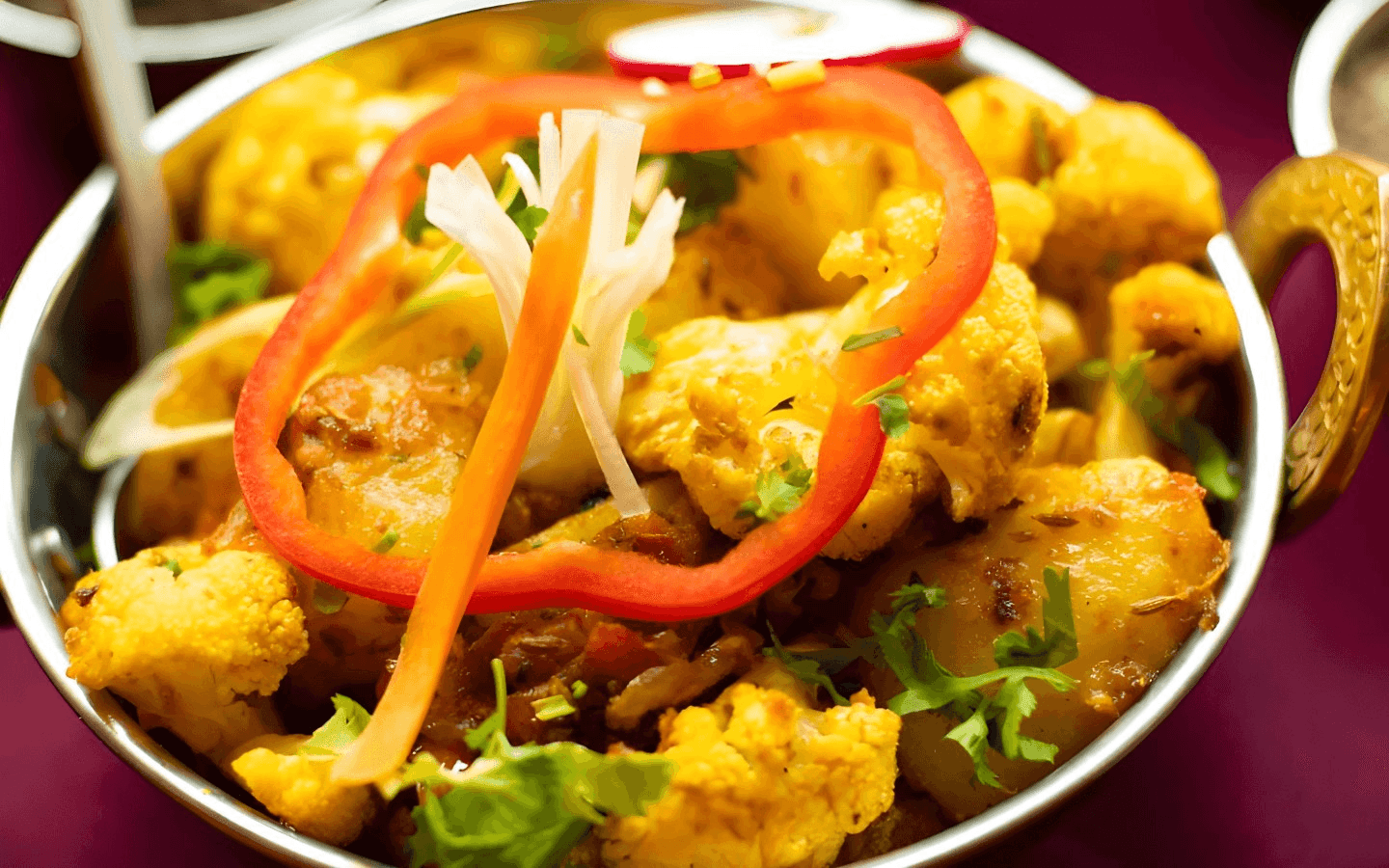 Curry & Spice Bar | Best Indian food in Town