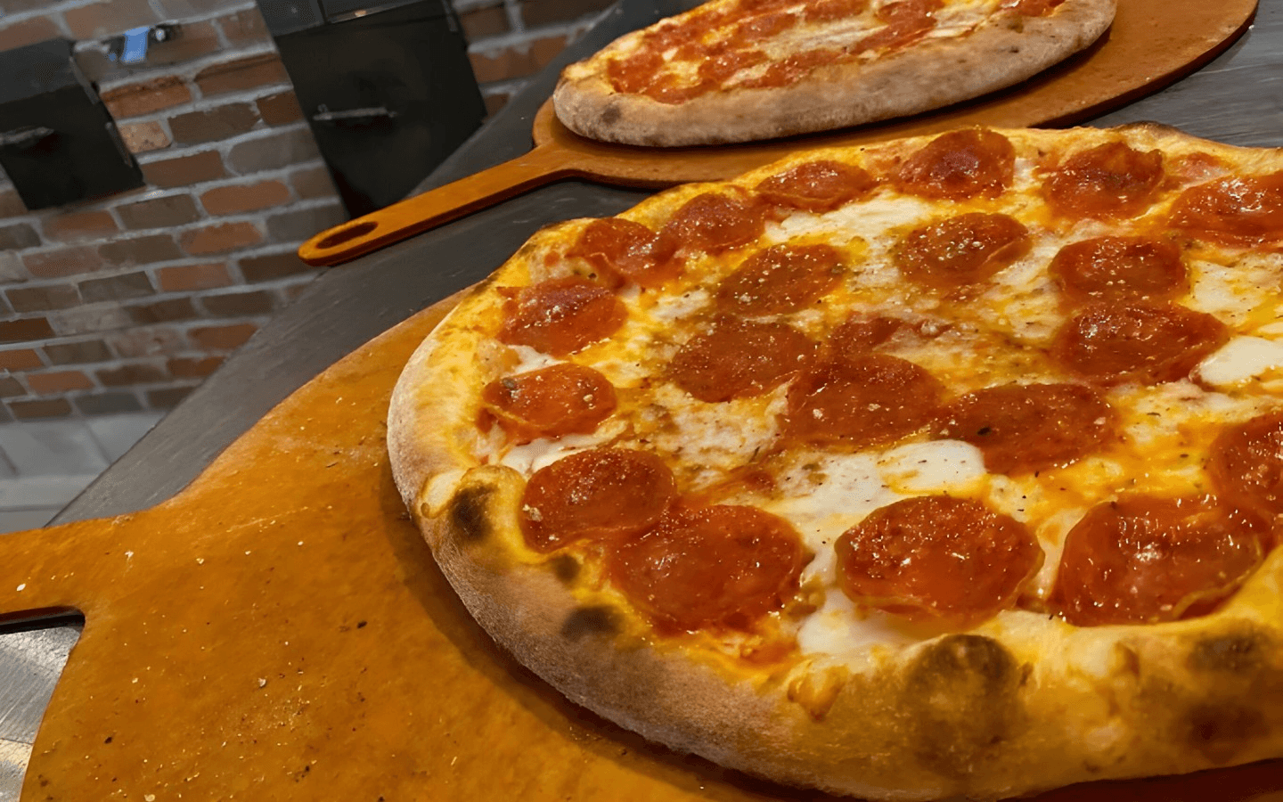 Best Pizza in Newton, KS | Back Alley Pizza | Pizza near me
