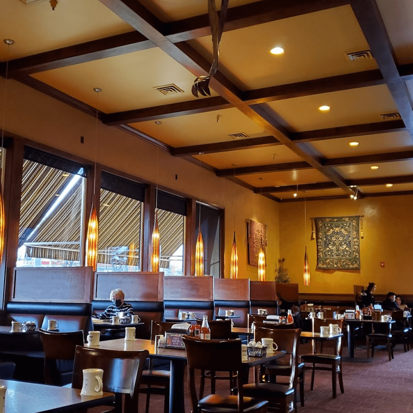 Best Steakhouse in Richland, WA | Sterling's Restaurant