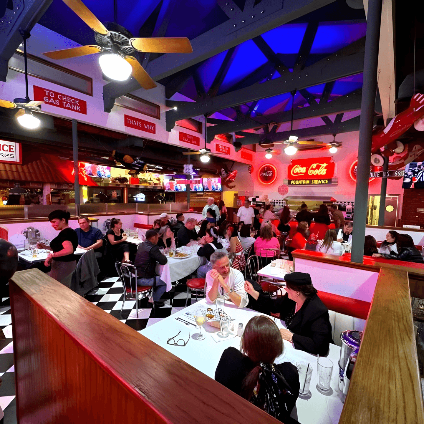 Best American restaurant in Santa Clarita, CA | Route 66 Classic Grill