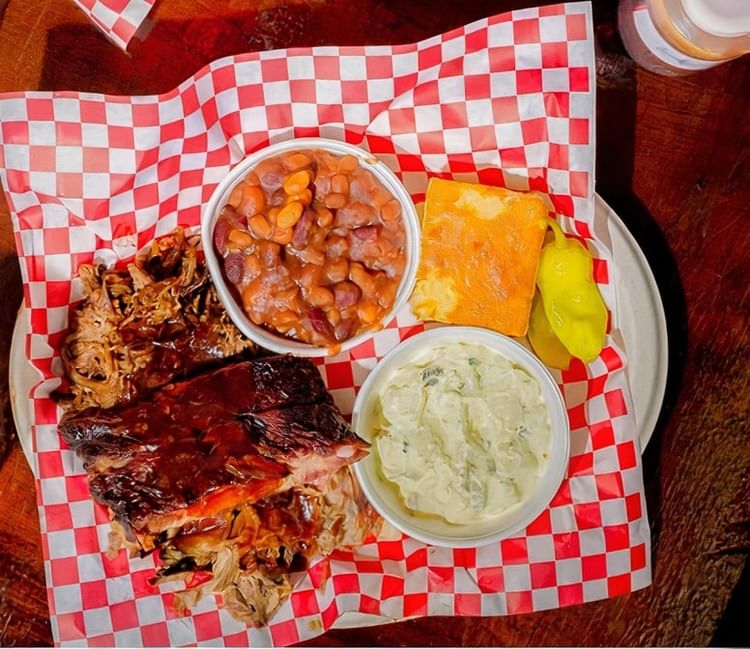 Best BBQ in Cleveland, OH | Real Smoq’ed BBQ | BBQ near me