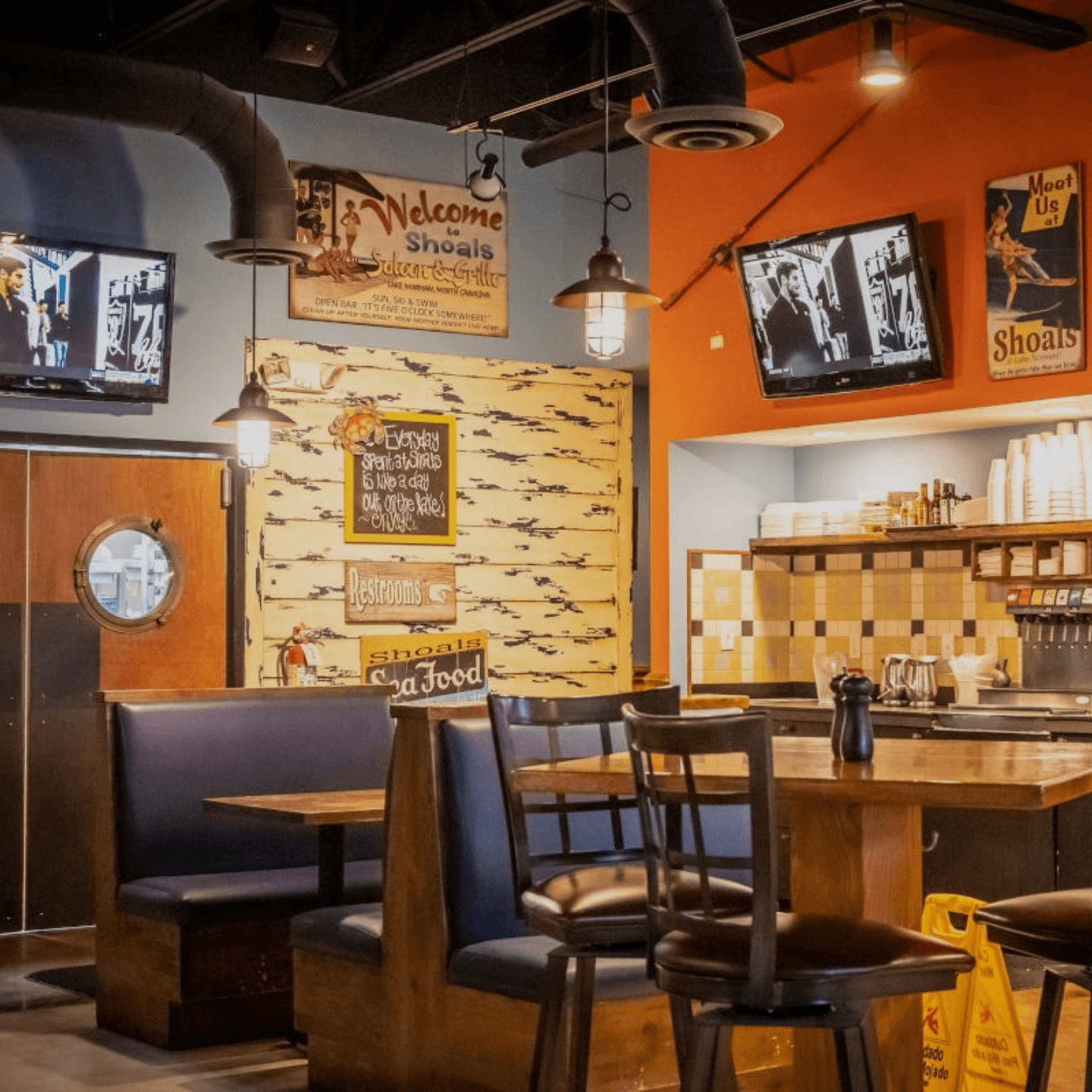 Shoals Bar & Grill | Best Bar and grill in Mooresville