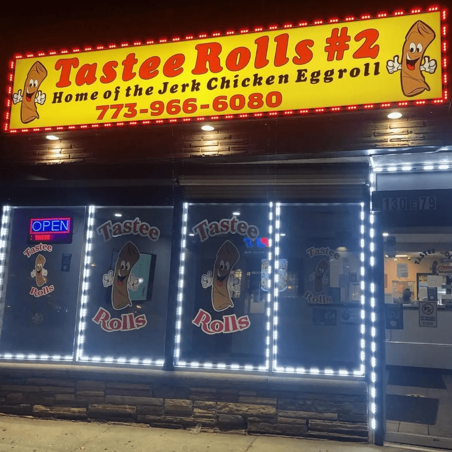 Tastee Rolls | Best Restaurant in IL