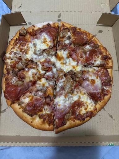 Hula Pizzeria & Grill Online Menu | Best Pizza in Williston