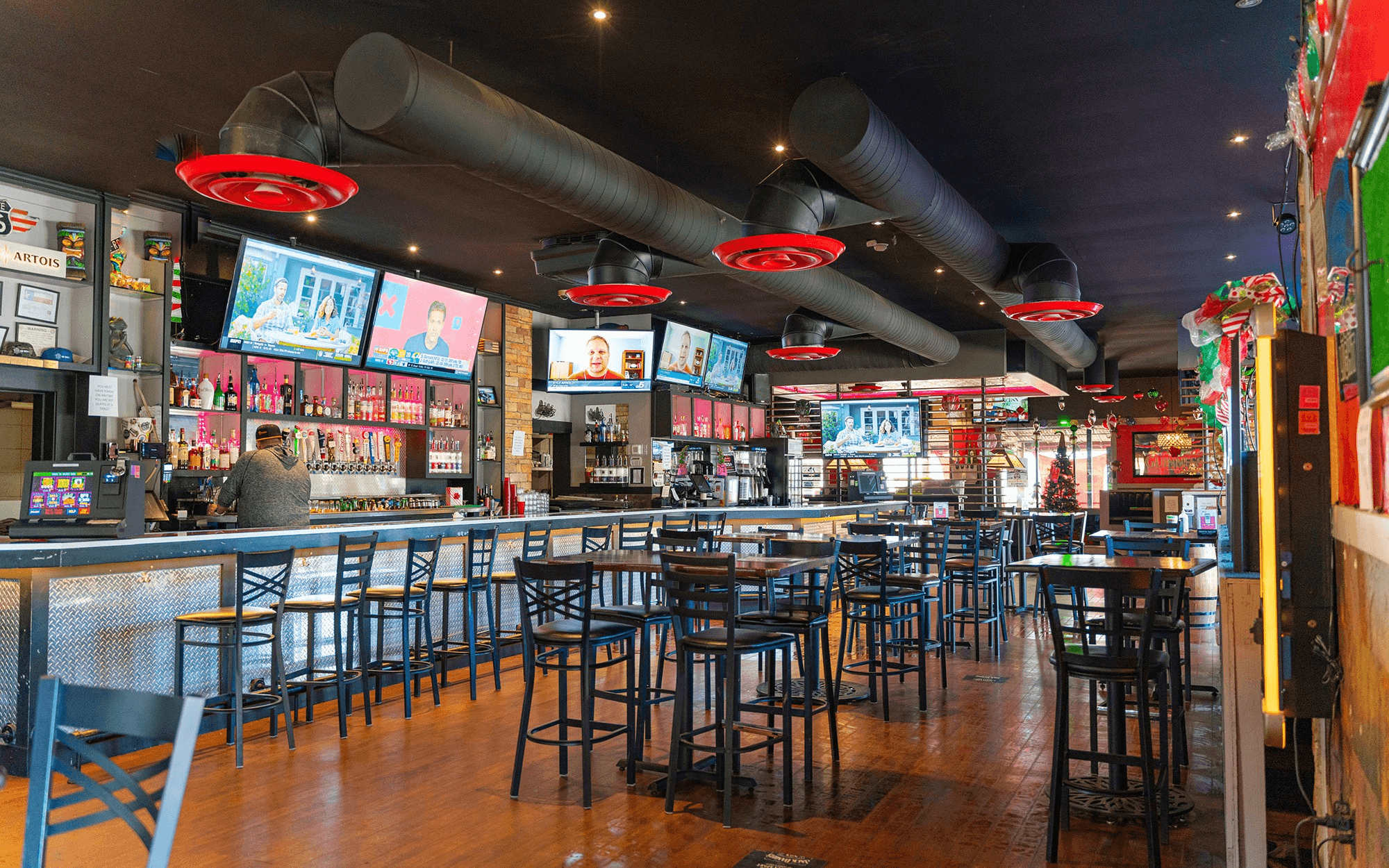 The Back 9 Addison | Best Bar and grill in Addison