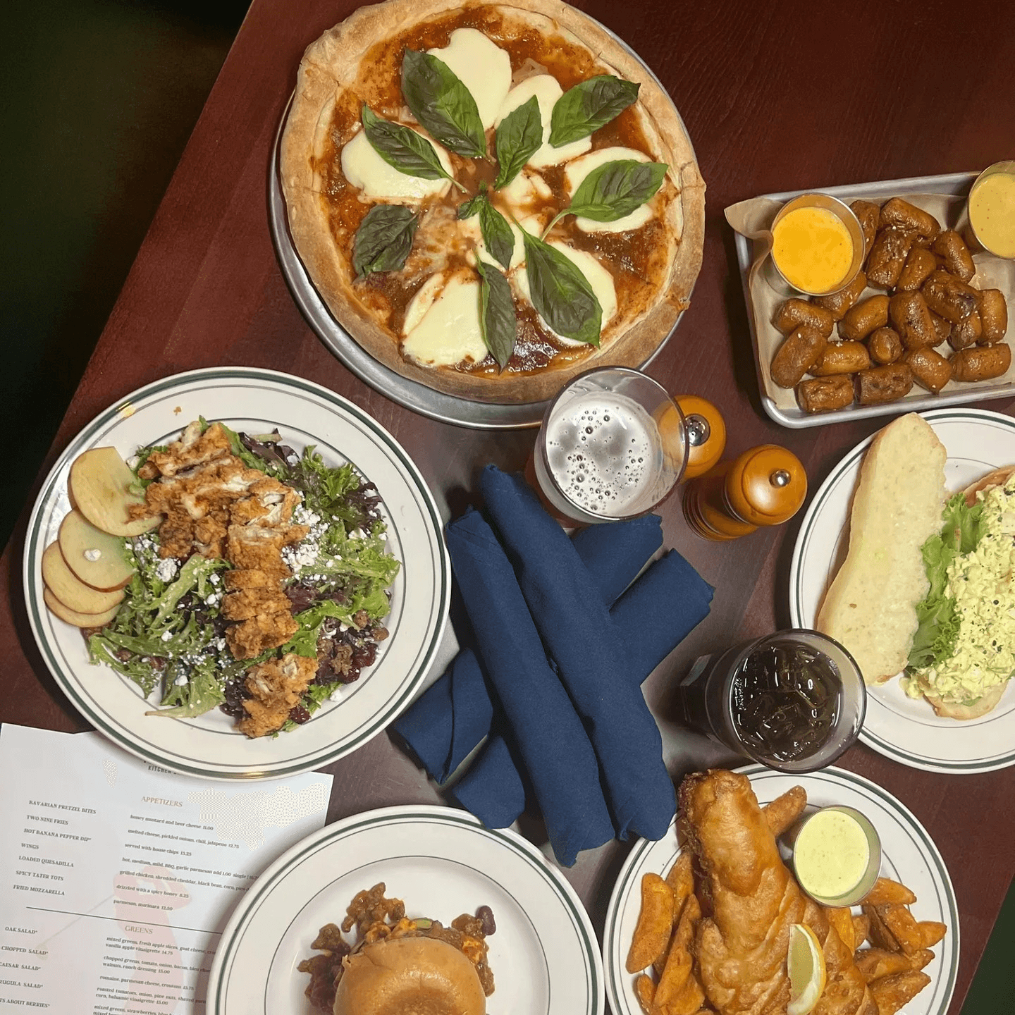 Two Nines Kitchen and Bar | Best bar and grill in Williamsville, NY