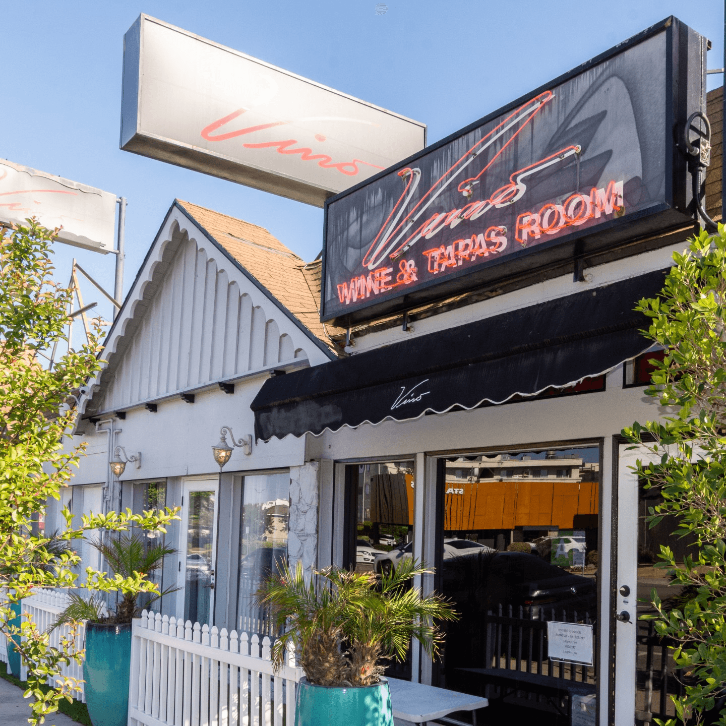 Best Tapas in Tarzana, CA | Vino Wine & Tapas Room | Tapas near me