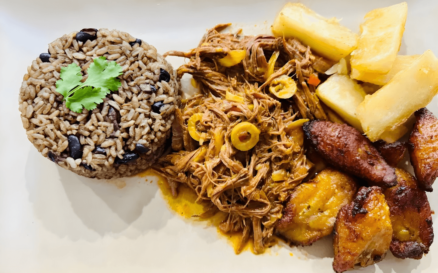 Best Cuban food in Elyria, OH | Cubano King | Cuban food near me