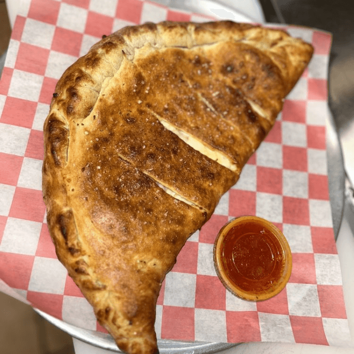 Best Pizza in Raleigh, NC | Roadrunner's Pizza