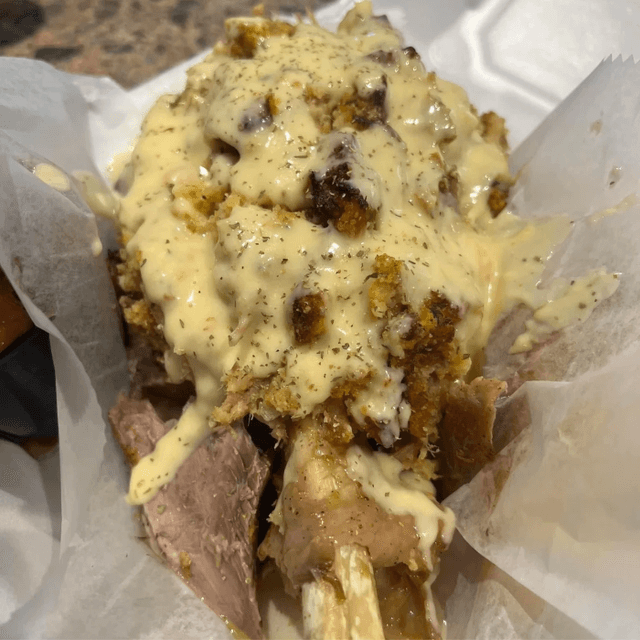 Sumtin' 2 Eat | Best Soul Food in Flint